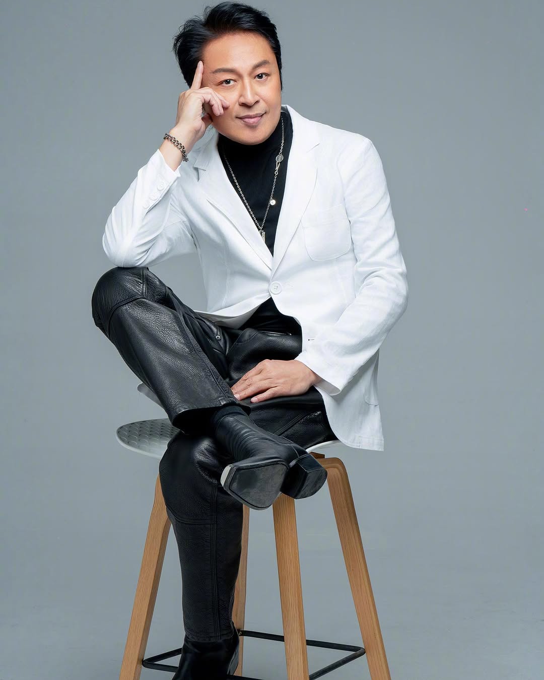 Actor Steve Ma, 63, sparks romance with woman 26 years his junior