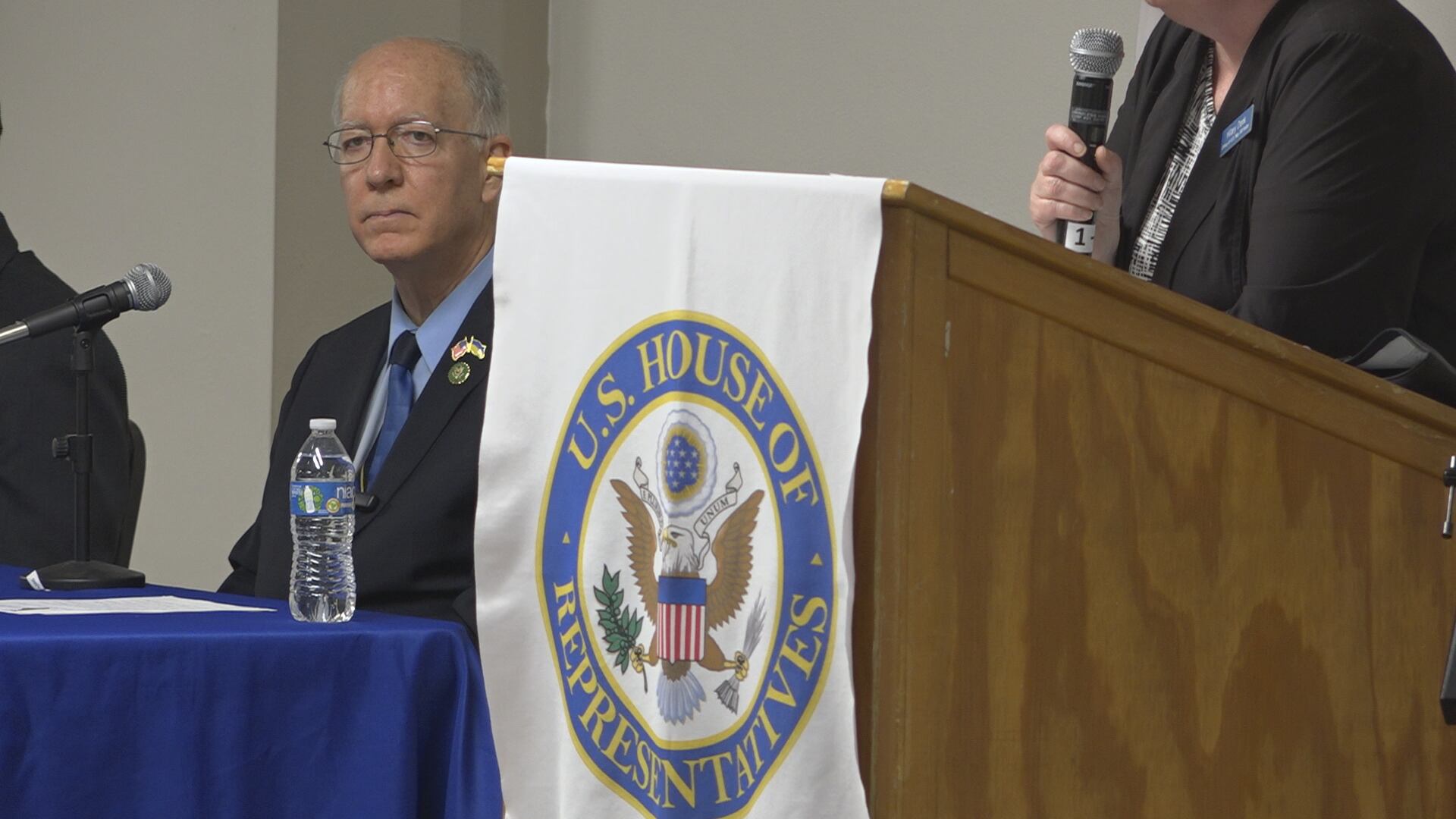 Community questions Congressman Foster, State Rep. Vella on local ...