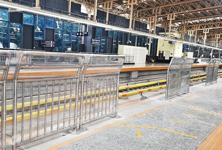 RV Road interchange in Bengaluru gets steel barricades