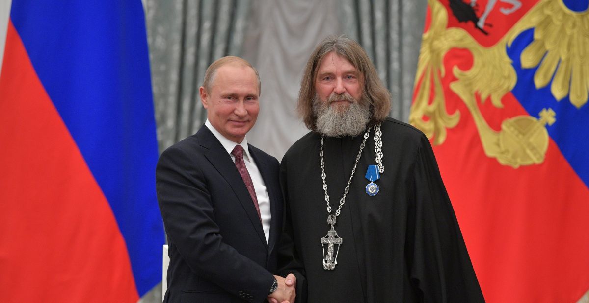 Russian Journalist Claims Putin Met with Shamans for Spiritual Approval ...