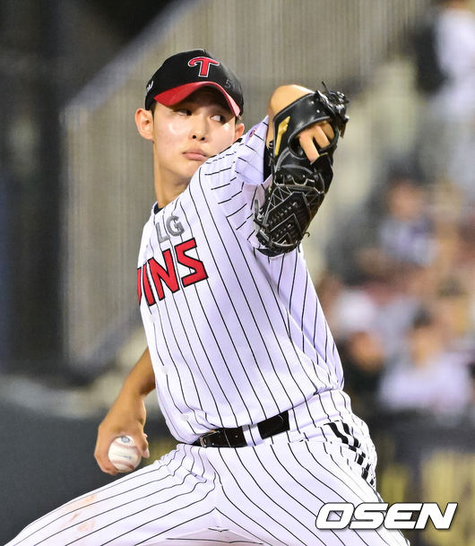 ‘ERA 0.87’ 158km 신인의 급성장, 슬라이더로 5연속 아웃…염갈량의 칭찬 “김광삼 코치의 작품이다”