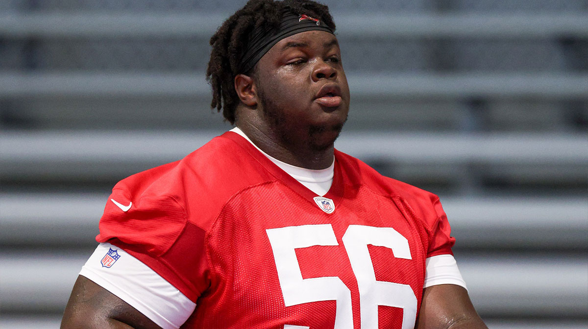 Buccaneers work out ex-Florida DT Desmond Watson after preseason cut