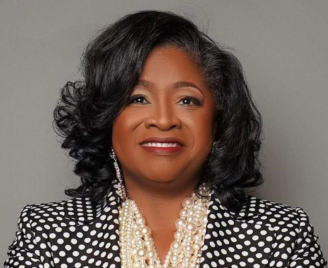 Phenix City superintendent's job on the line when school board meets. Here's why