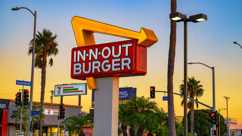 All In-N-Out Milkshake Lovers Should Know This Secret Menu Pro Tip