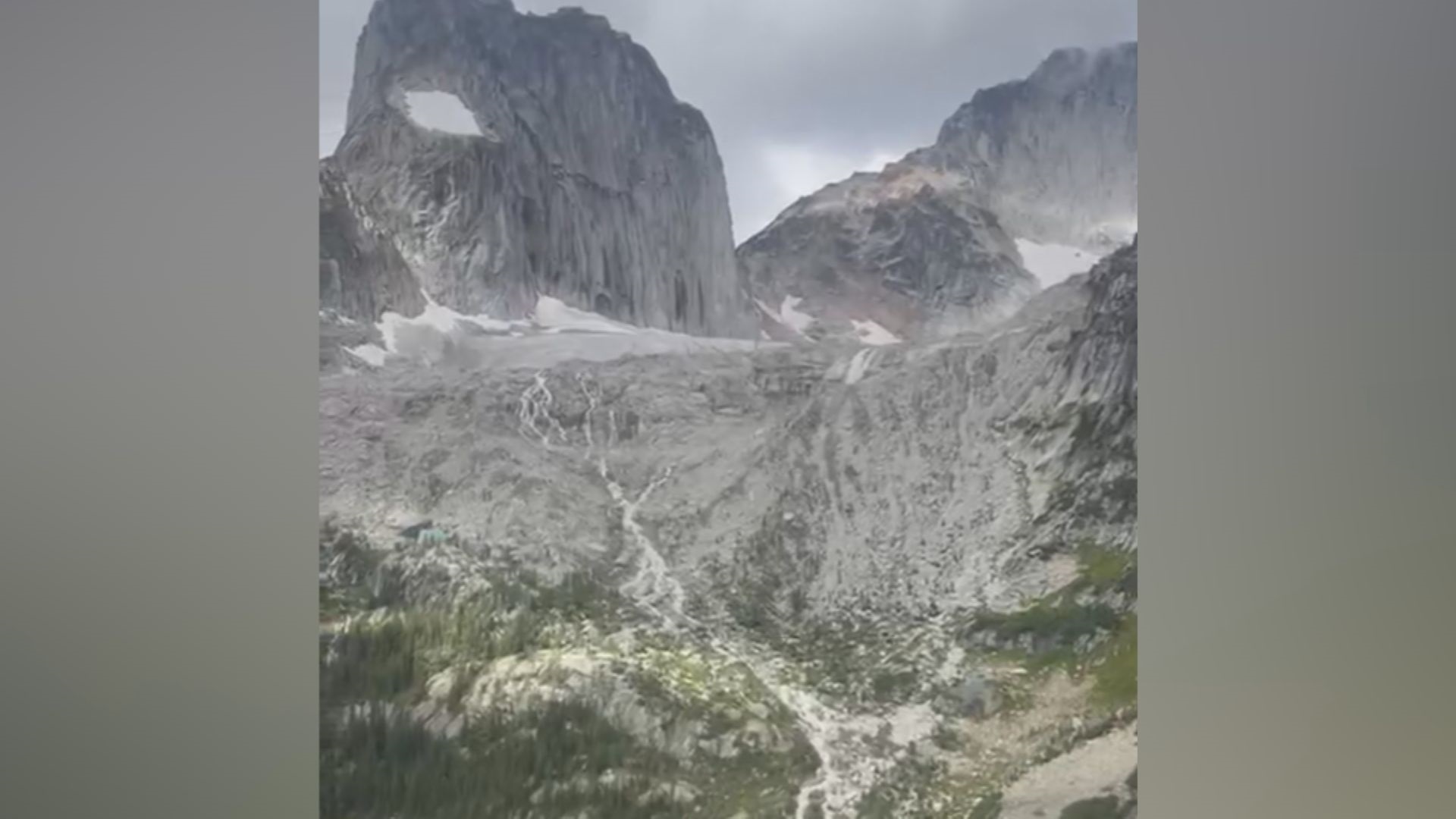 60 trapped hikers rescued from flash flood in Bugaboo Provincial Park