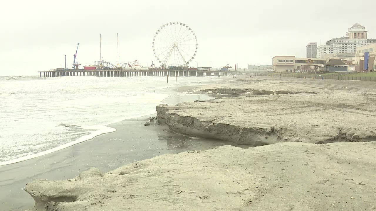 Atlantic City beachgoers forced to pivot amid dangerous water conditions