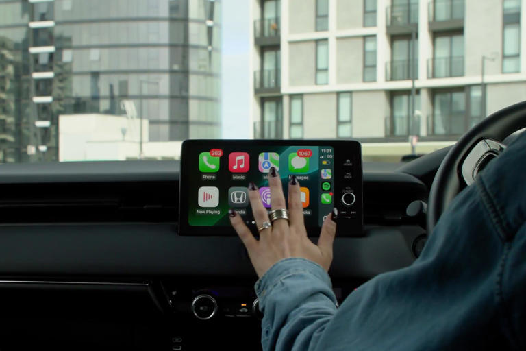 Honda HR-V e:HEV: A small SUV with big city smarts