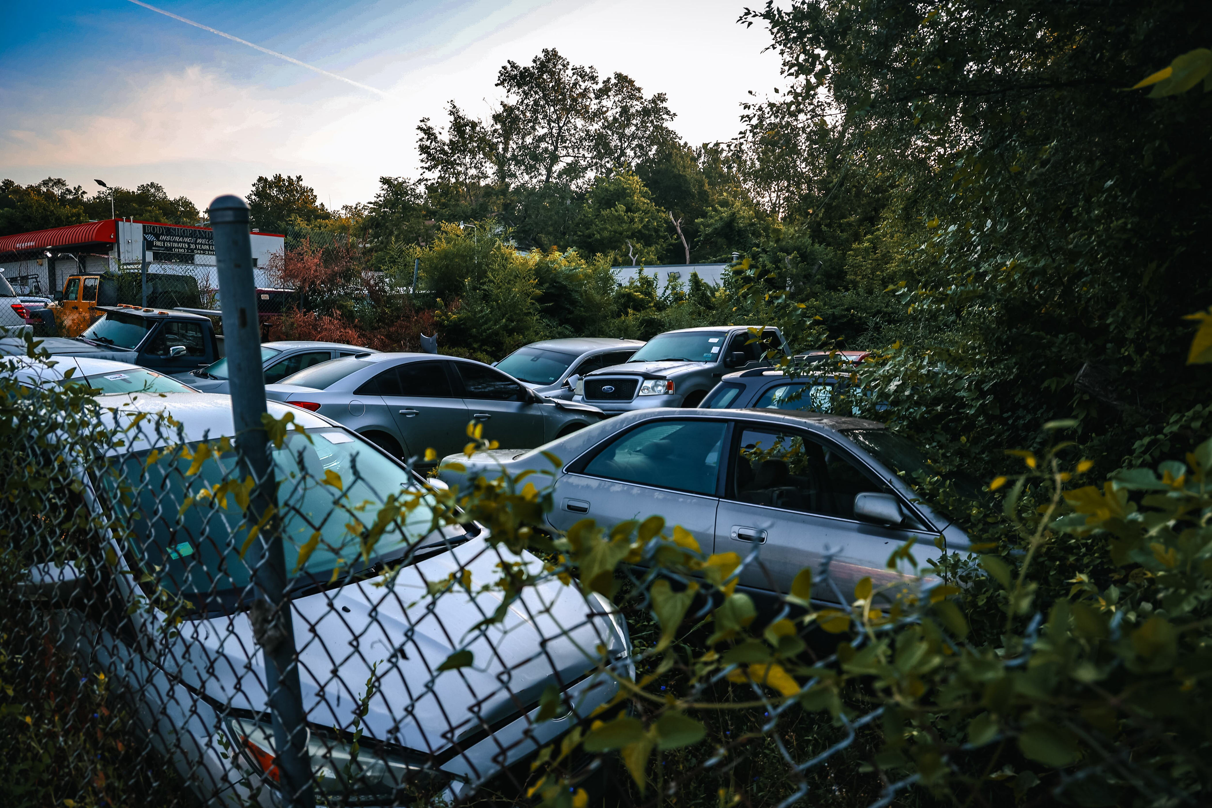 ‘Blighted car lots’: Kansas City considers new regulations for dealerships