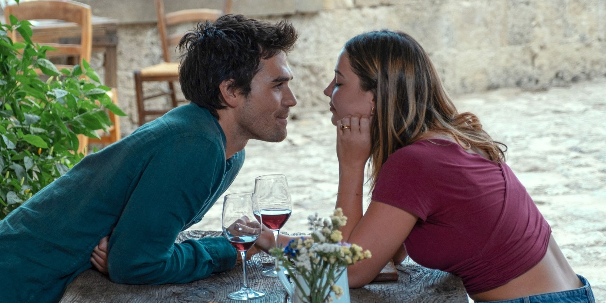 The Map That Leads To You Ending: Madelyn Cline & KJ Apa Explain Ambiguous Final Scene