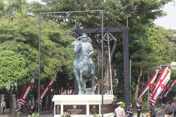 Kapolri Resmikan Patung M. Jasin, Abadikan Sejarah Polisi Istimewa