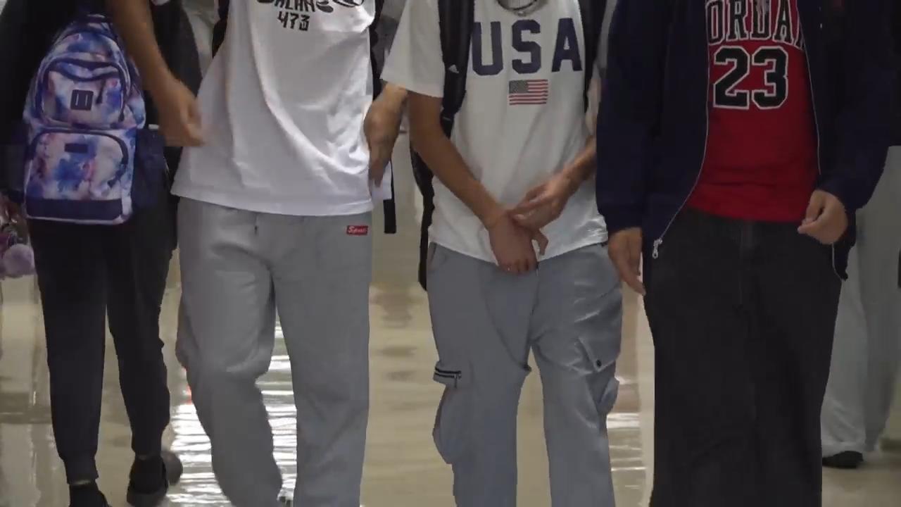 School staff and students applaud new cell phone ban policy