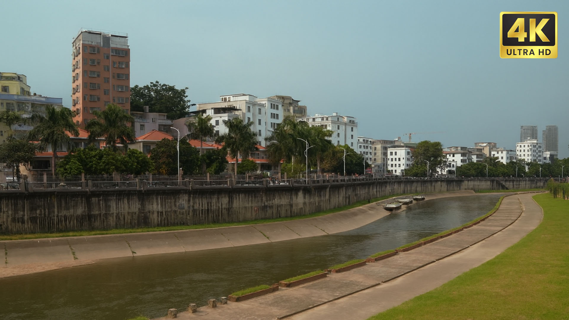Passeggiata tra le vie dello shopping a Longhua, Shenzhen – Cina in 4K