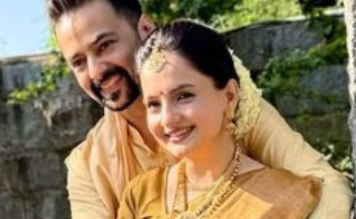 Gia Manek, Gopi Bahu Of Saath Nibhaana Saathiya, Marries Diya Aur Baati ...
