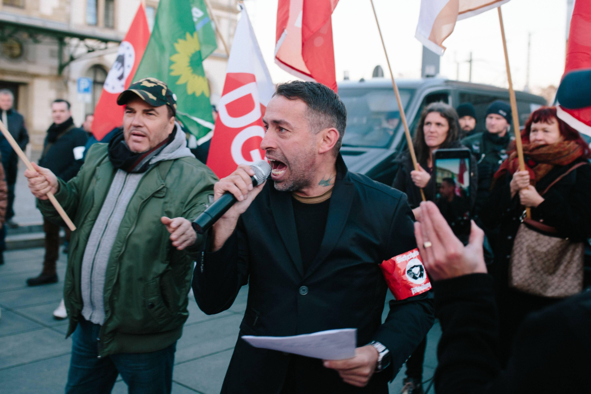 Neonazi-Transfrau Marla-Svenja Liebich muss ins Gefängnis – die Frage ...