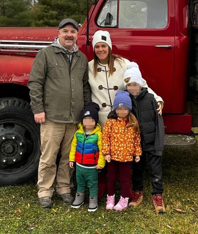 Father Found Dead in Murder-Suicide Alongside Wife and 2 Children Had ...