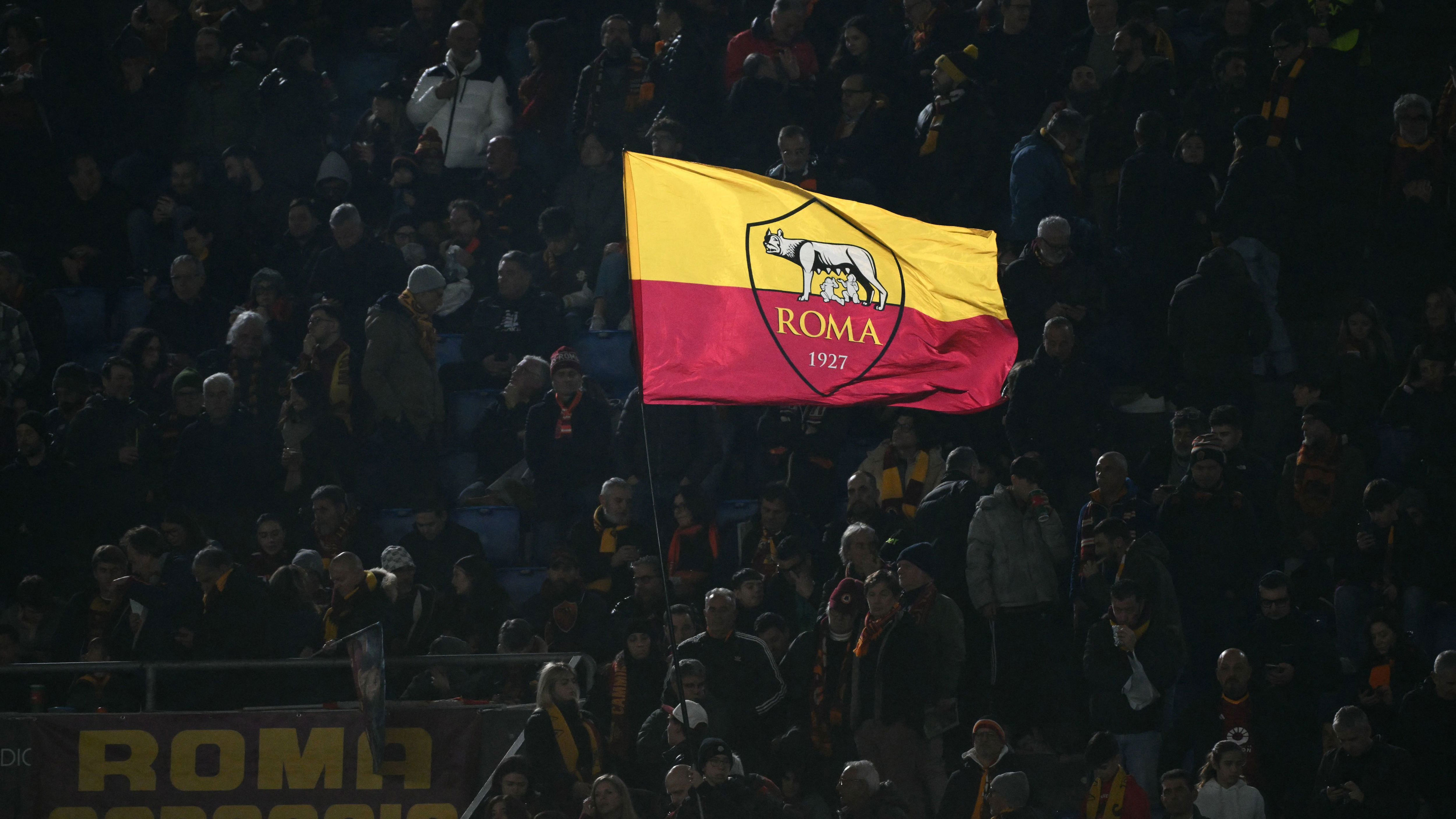 AS Roma-aankoop raakt geblesseerd op dag van presentatie