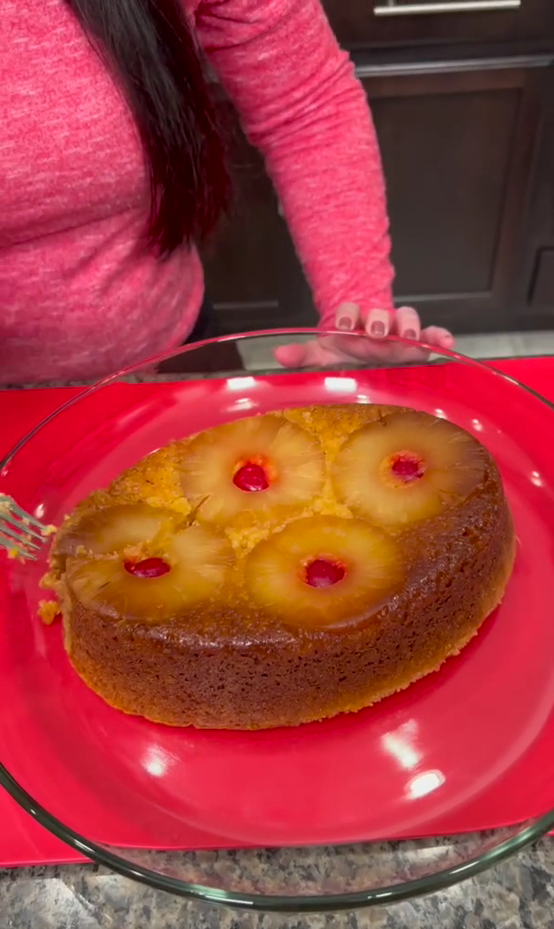 The Best Pineapple Upside Down Cake You’ll Ever Taste!