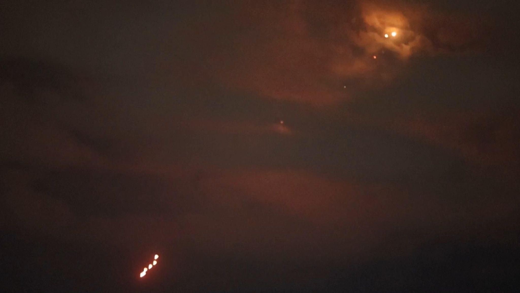 Le sirene, la contraerea, i cittadini nei rifugi: l'attacco russo su Kiev