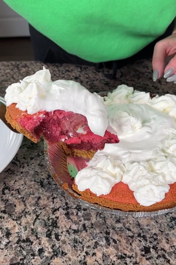 Easy Strawberry Dessert – Sweet, Simple, and So Refreshing!