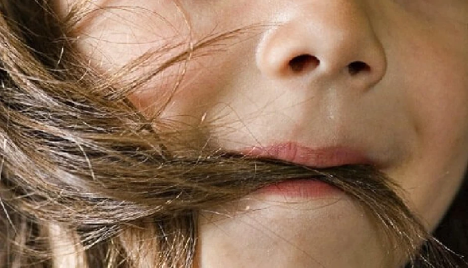 Parenting: Is your child eating hair due to anger or stress? Know how ...