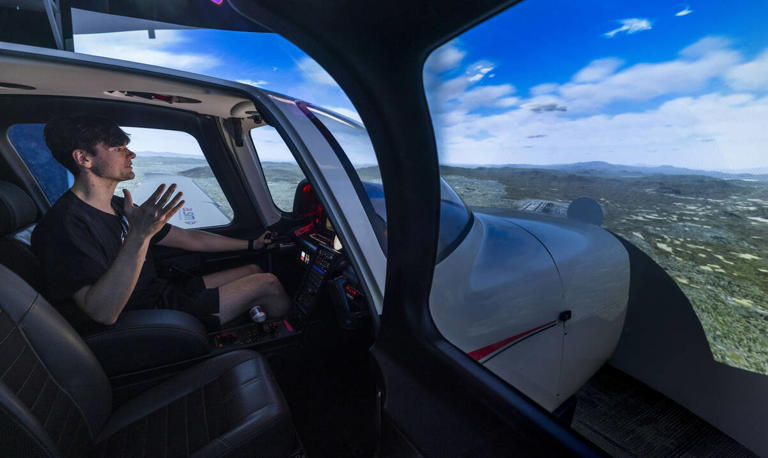 There’s a pilot shortage. These Las Vegas aviators aim to fill the need — PHOTOS