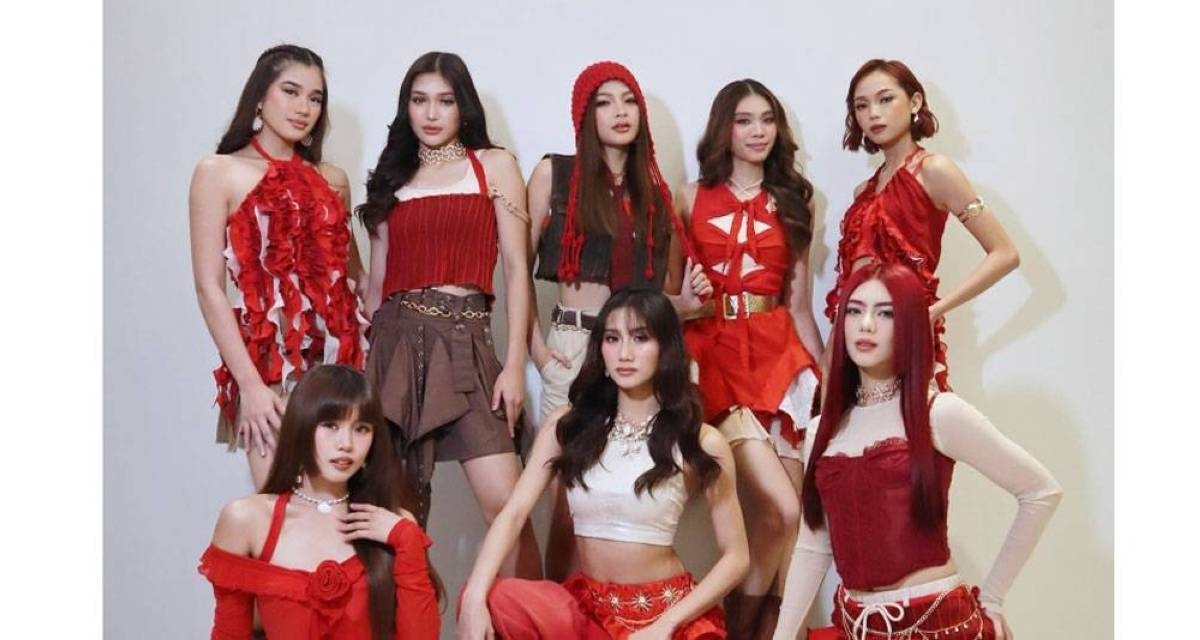 *BINI’s first photo book sells out as fans pack venue