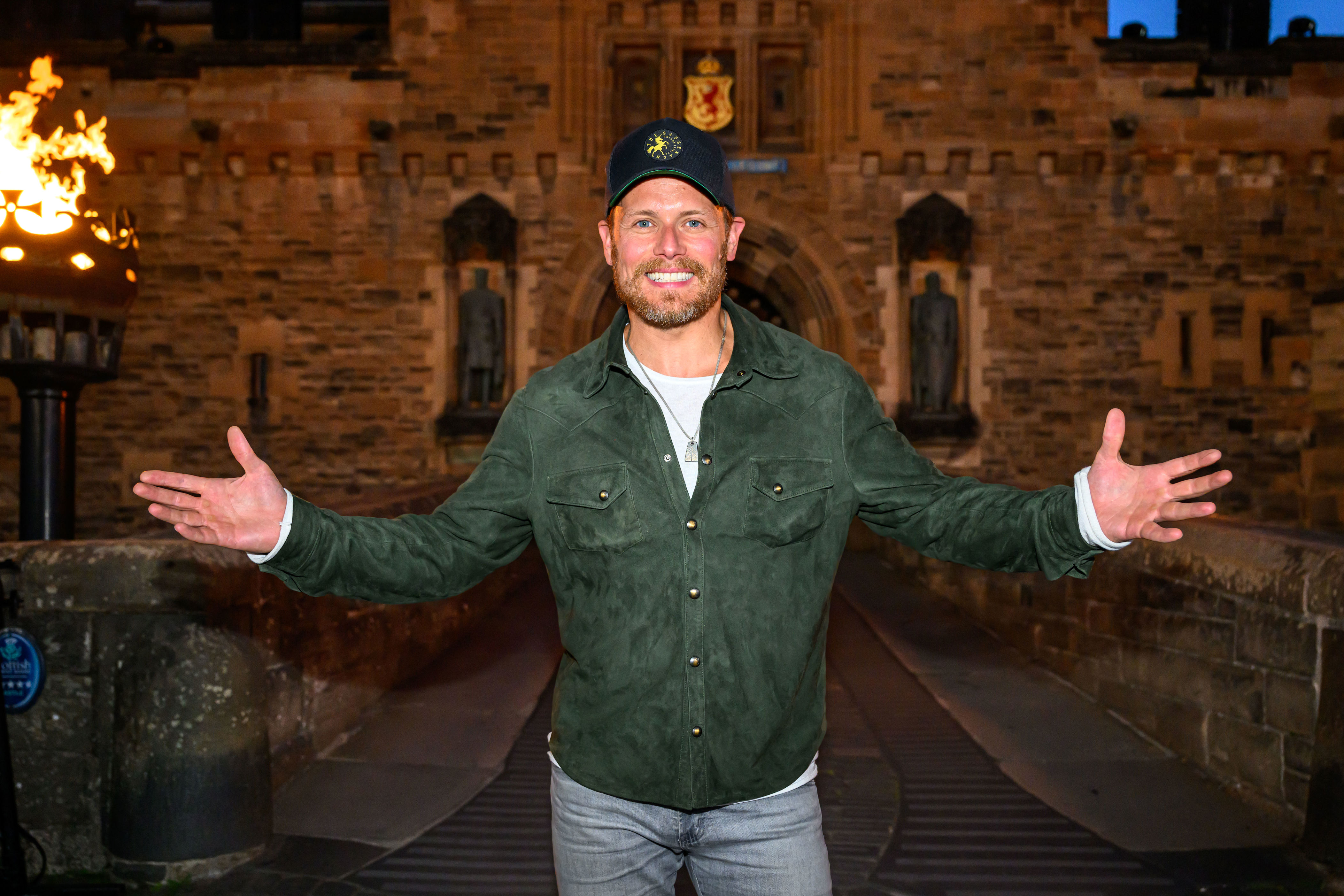 Sam Heughan in Edinburgh: Outlander Jamie Fraser star Sam Heughan poses ...