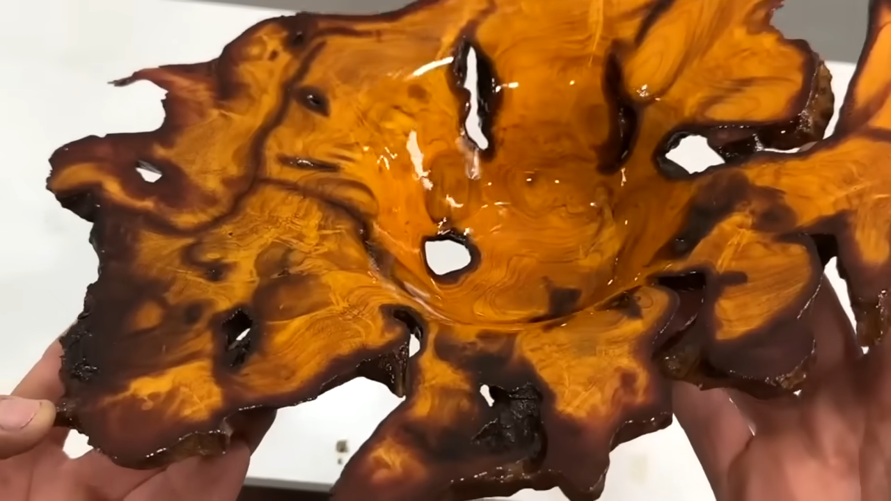 Hot Lava Wood. Woodturning a Unique Decorative Platter