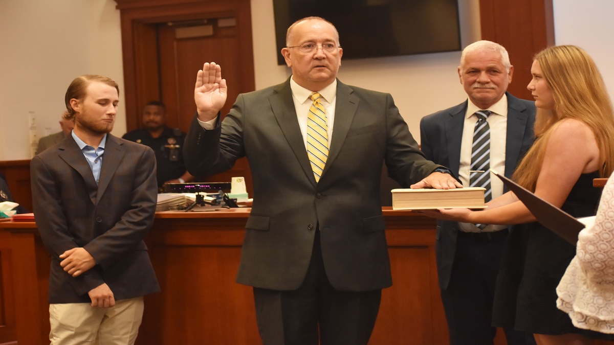 Kevin Hill Sworn In as St. Mary's County Judge