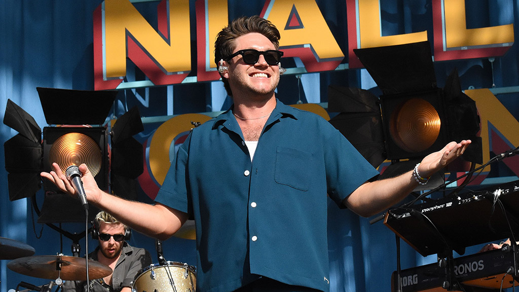 Niall Horan gets ’emotional’ after revisiting beloved football ground