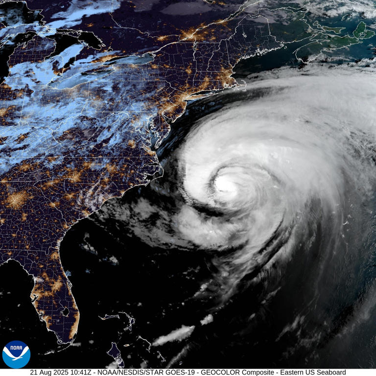 Where is Hurricane Erin headed? See projected path of storm