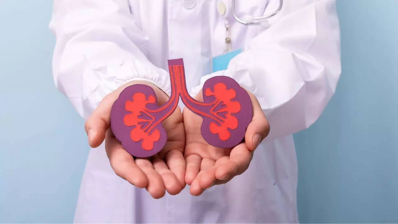 Dialysis side effects: What patients need to know about complications ...