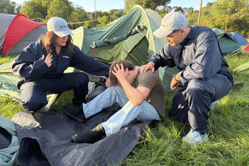 Reading Festival fans offered cheeky 'morning erection' service – but ...
