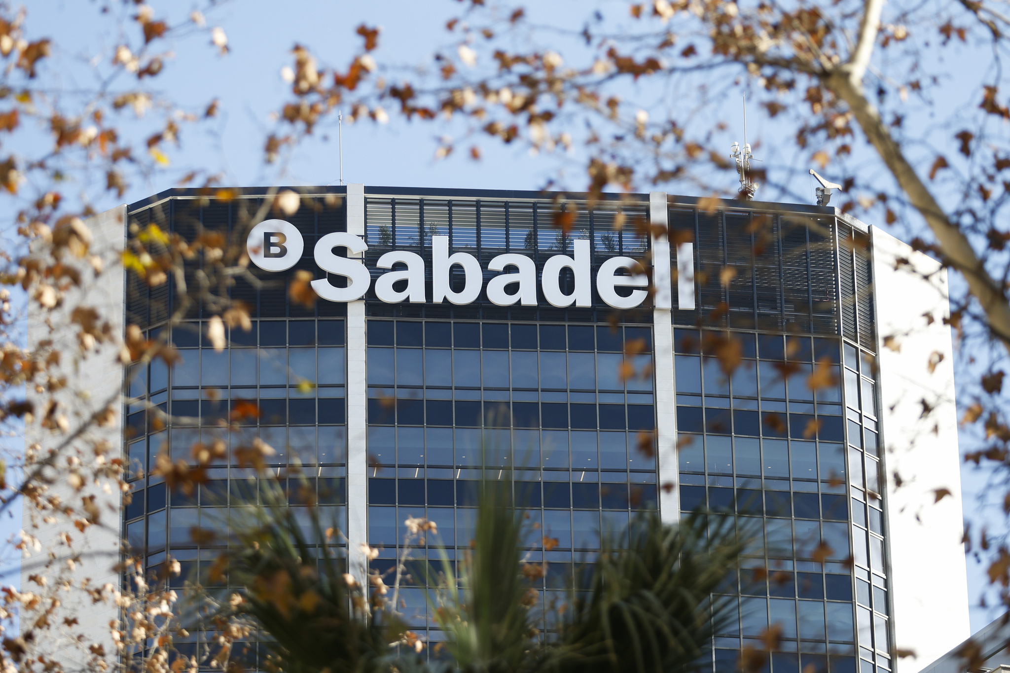 Banco Sabadell apoya con 280 millones de dólares en infraestructuras en ...