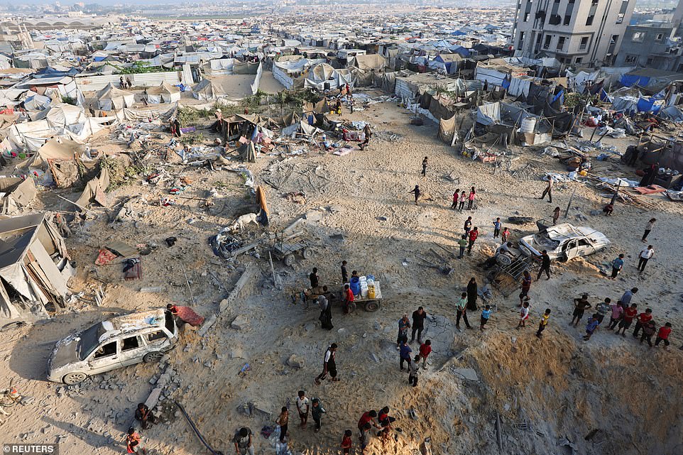 Israel invades Gaza city after calling up reservists