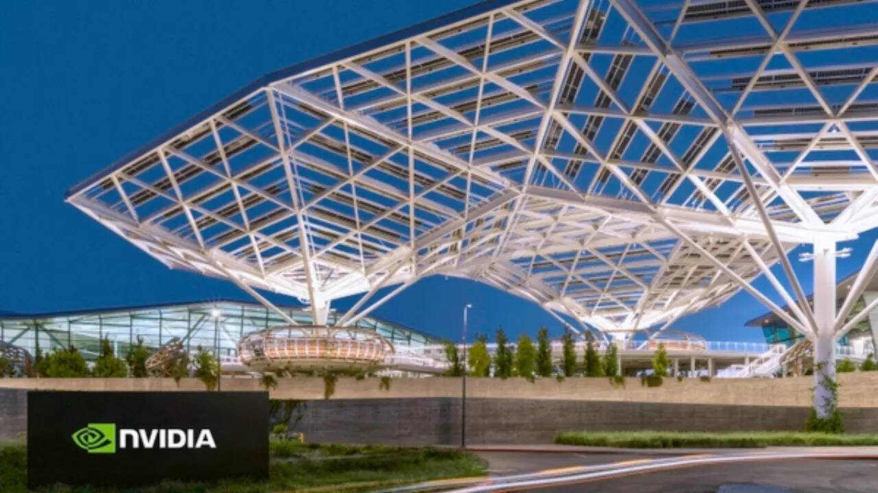 Nvidia's $920M headquarters covered with monumental triangles: The ...