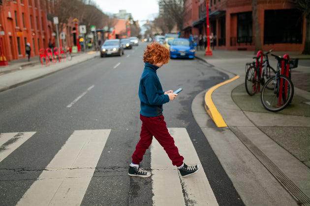 'Stranger Danger' Doesn't Cut It Anymore. Safety Experts Want Parents ...
