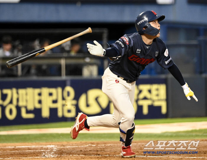 Hojun, come on in Director Kim Tae-hyung, Lee Ho-joon, 125m solo shot ...