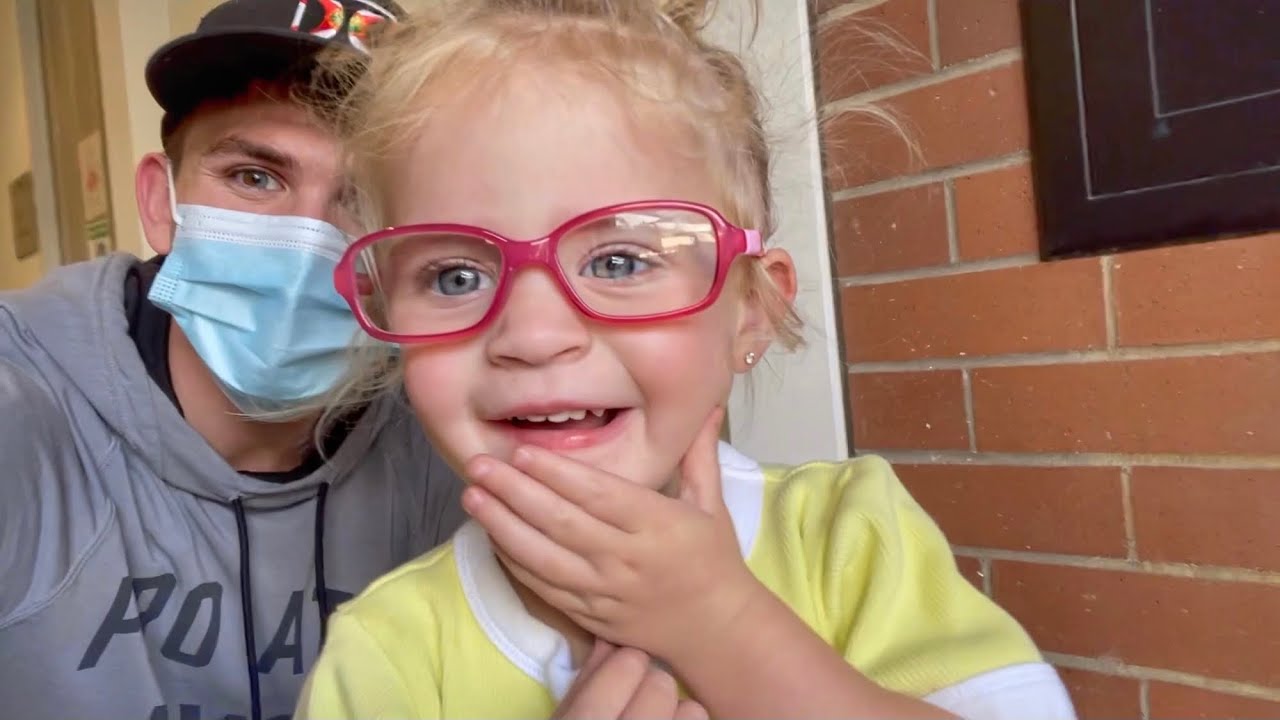Posie gets her first pair of glasses and struggles to adjust