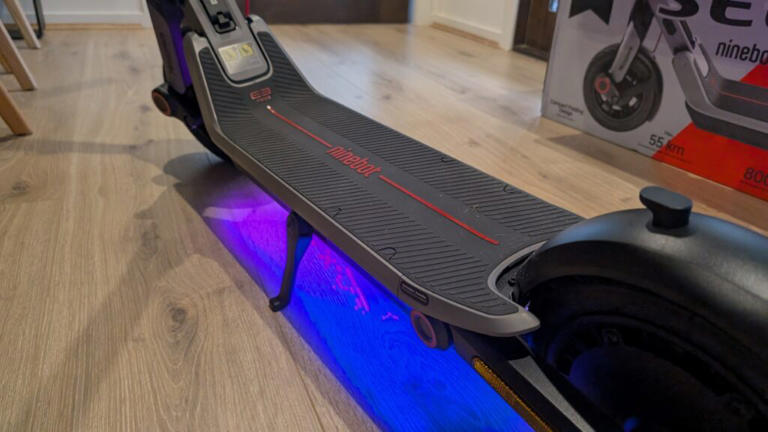 REVIEW: Segway Ninebot E3 Pro Electric KickScooter - a smooth and ...