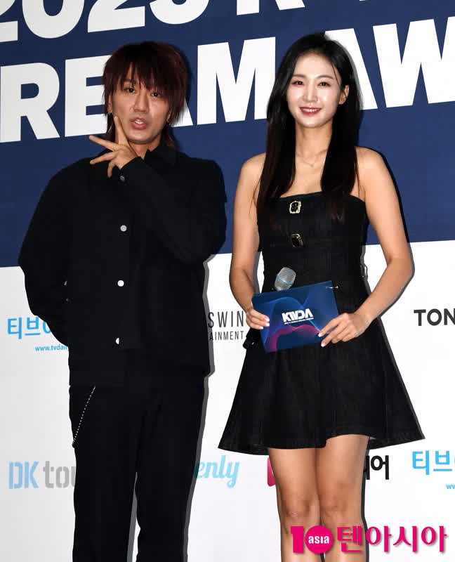 다나카-황인혜, 케이 월드 드림 어워즈 블루카펫 2MC[TEN포토]