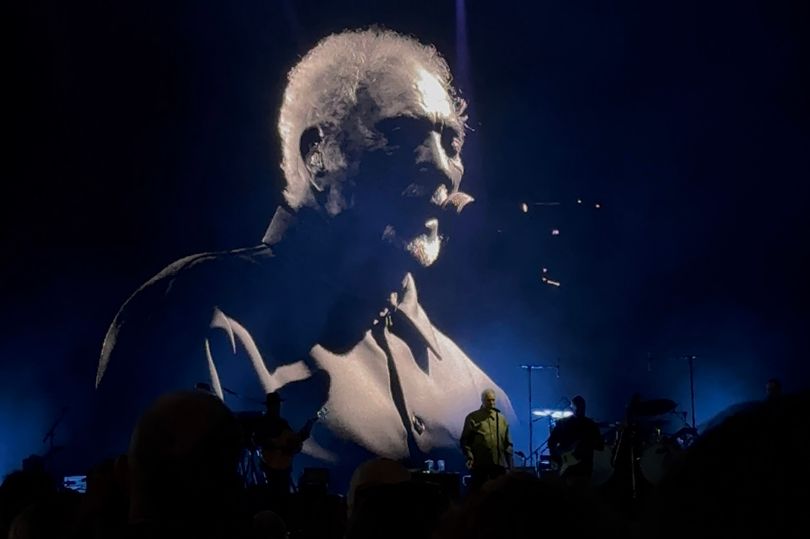 Sir Tom Jones review: Welsh icon leaves fans dancing and crying at ...