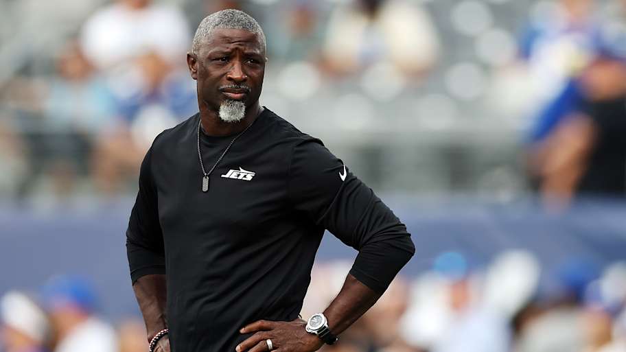 Aaron Glenn’s fiery exchange with reporter gives Jets fans Bill ...