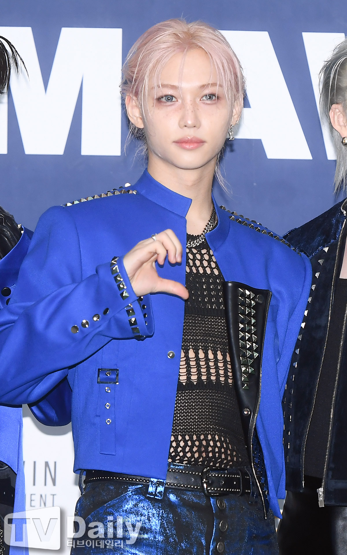 【多圖】「2025 K-WORLD DREAM AWARDS」頒獎禮藍毯：Stray Kids & NCT Wish & IVE & LE ...