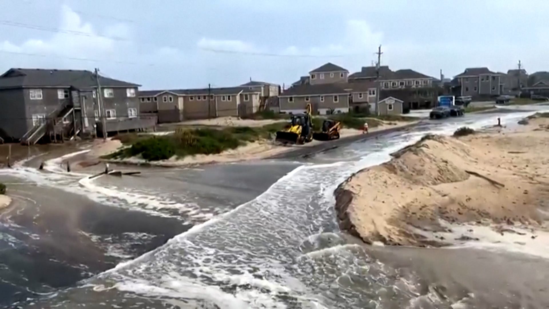 Hurricane Erin spaghetti models, tracker. Who is feeling impacts and ...