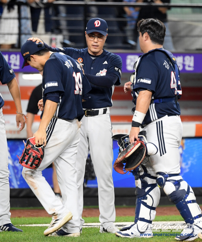 Special praise for Park Gye-beom, acting as Cho Sung-hwan