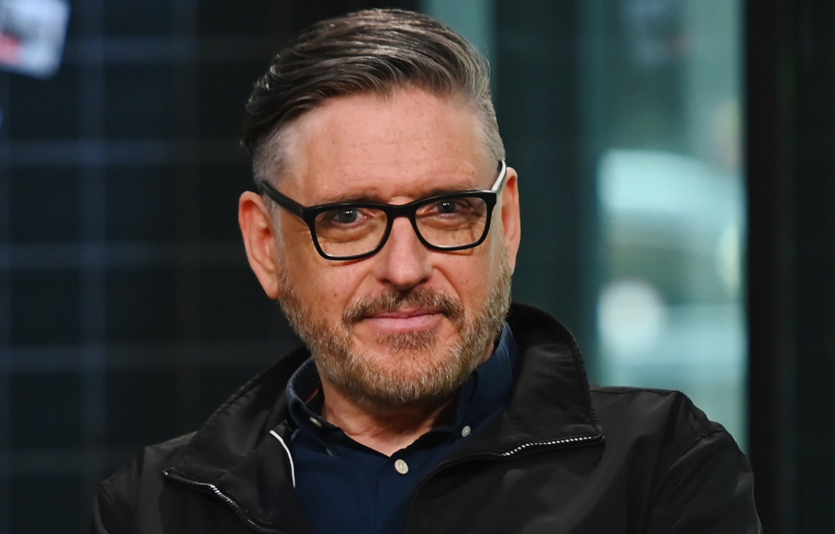 The 25 Most Unforgettable Faces in Television Hosting