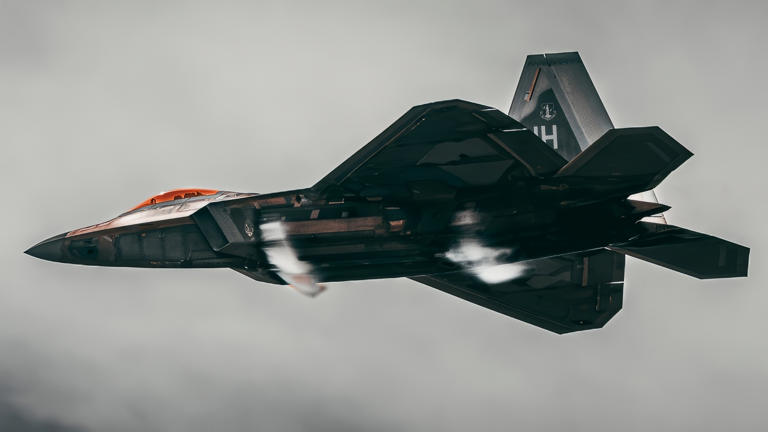 Chinese computer simulations just showed a single J-20 has less than a ...