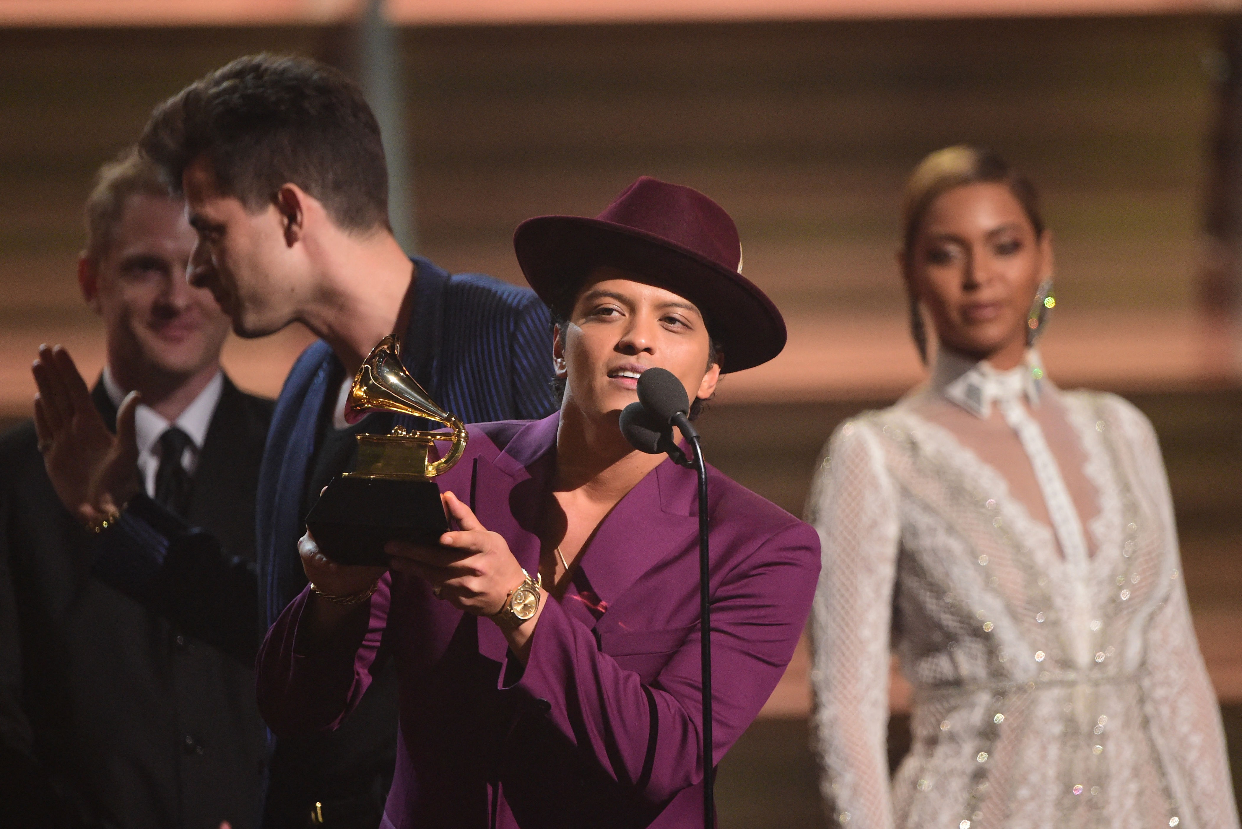 No tour, no album, no problem: How Bruno Mars quietly became 2025’s ...