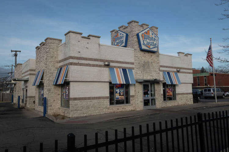 After 100 years, White Castle is opening its first Texas restaurant